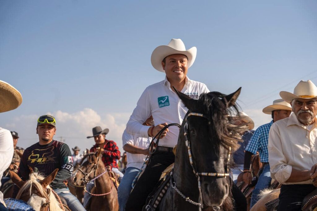 Arrasa Javier Sandoval en Catorce, será el nuevo alcalde